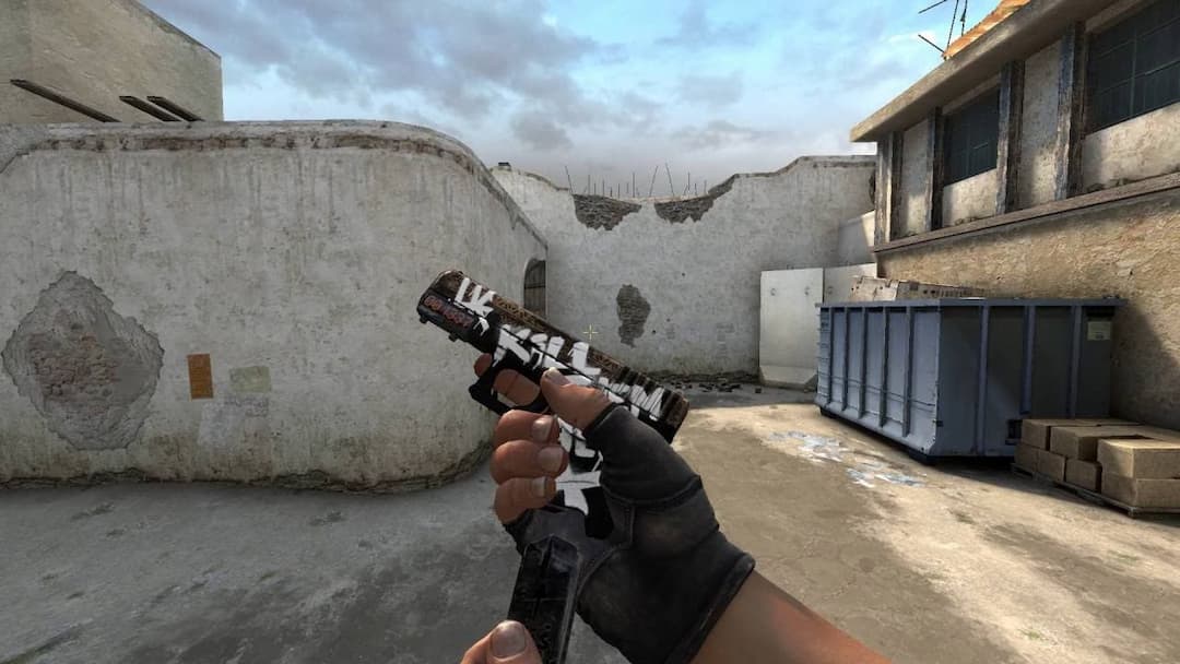 How to Shoot with the Glock-18 in CS2